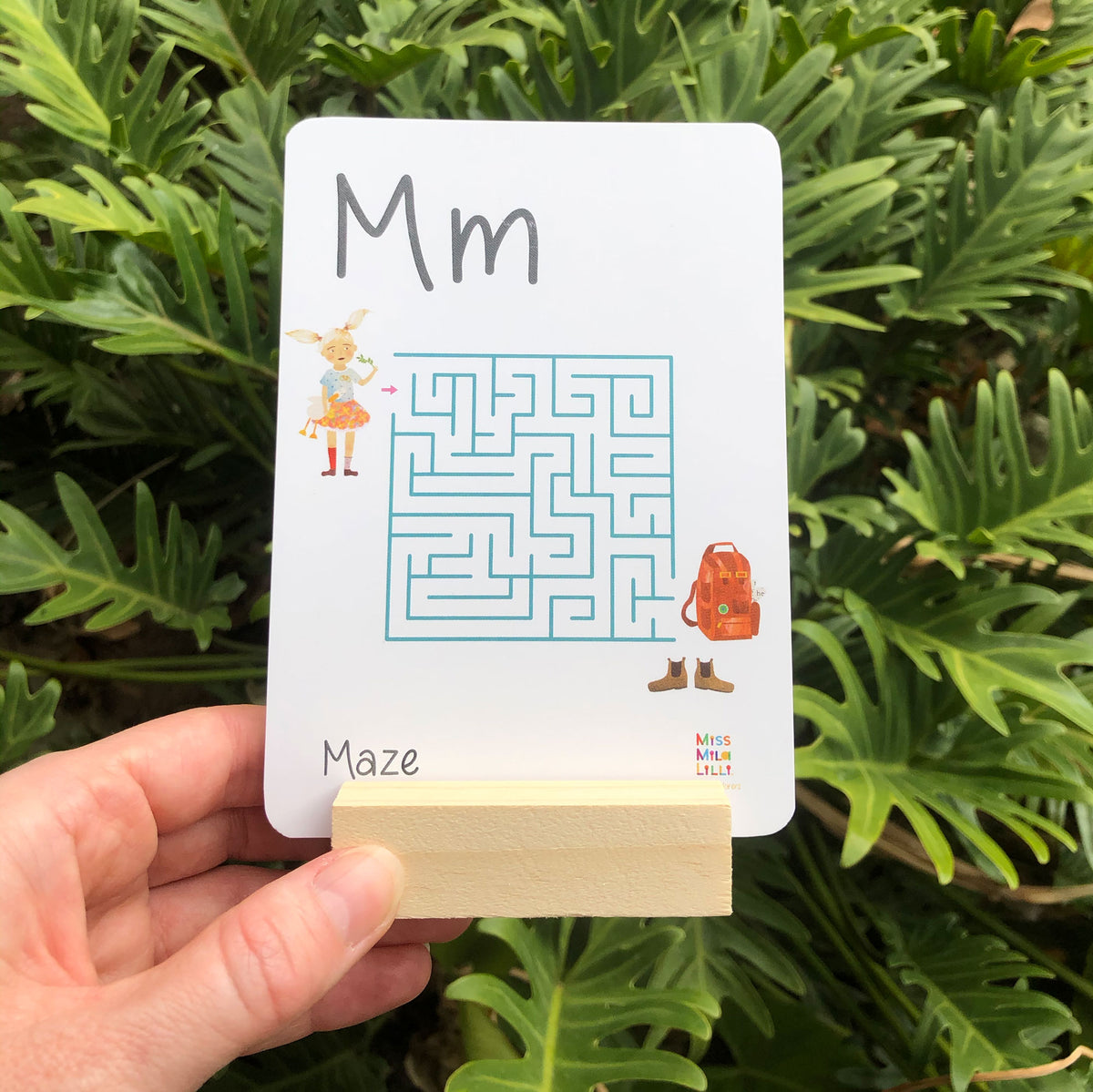 Miss Mila Lilli™ | Flashcard Stand – liliLife®